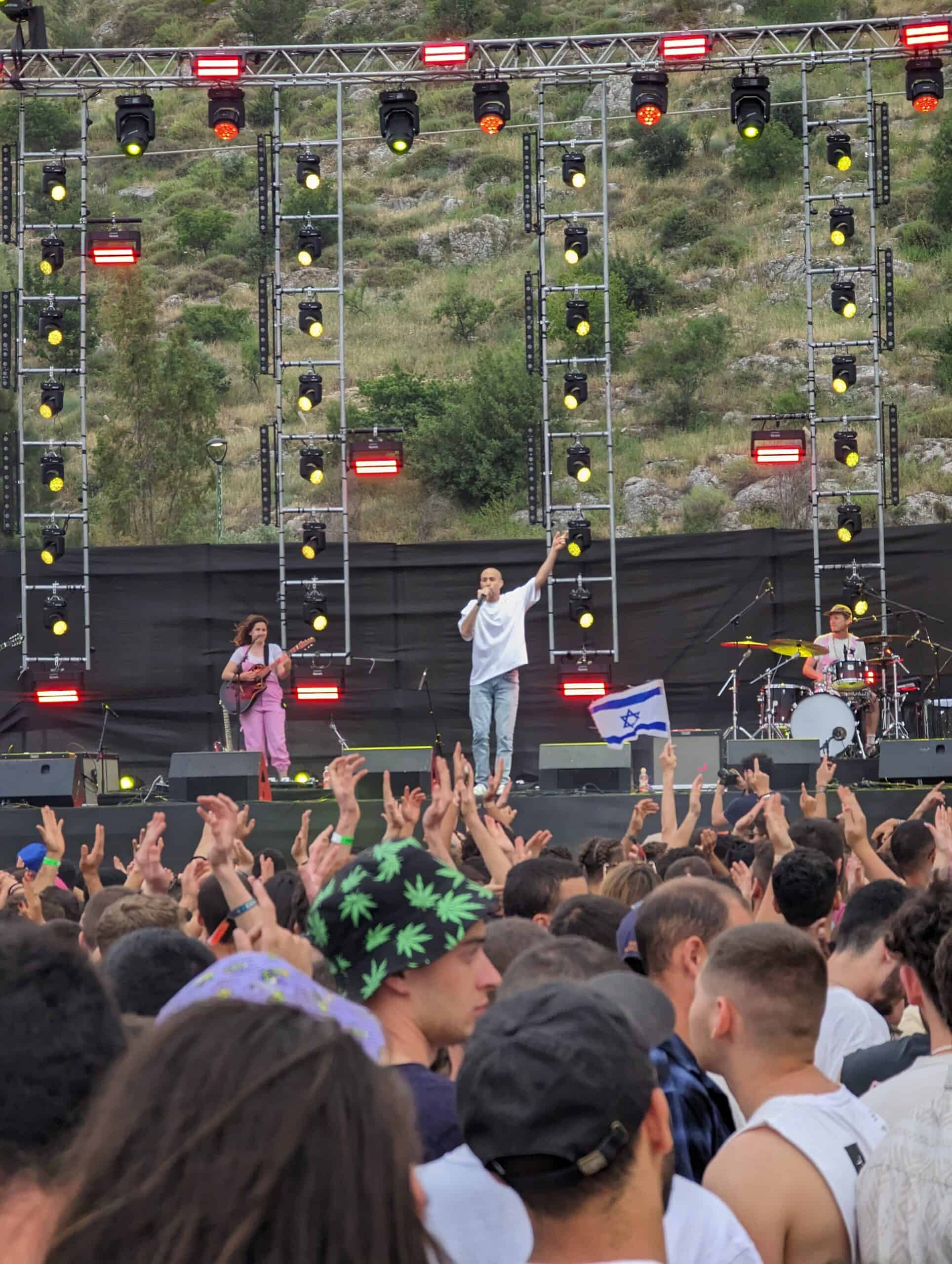 הופעה של -20230608 - muzi