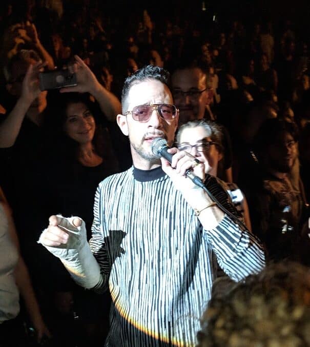 הופעה של ג'ירפות - בארבי -20251023 - muzi