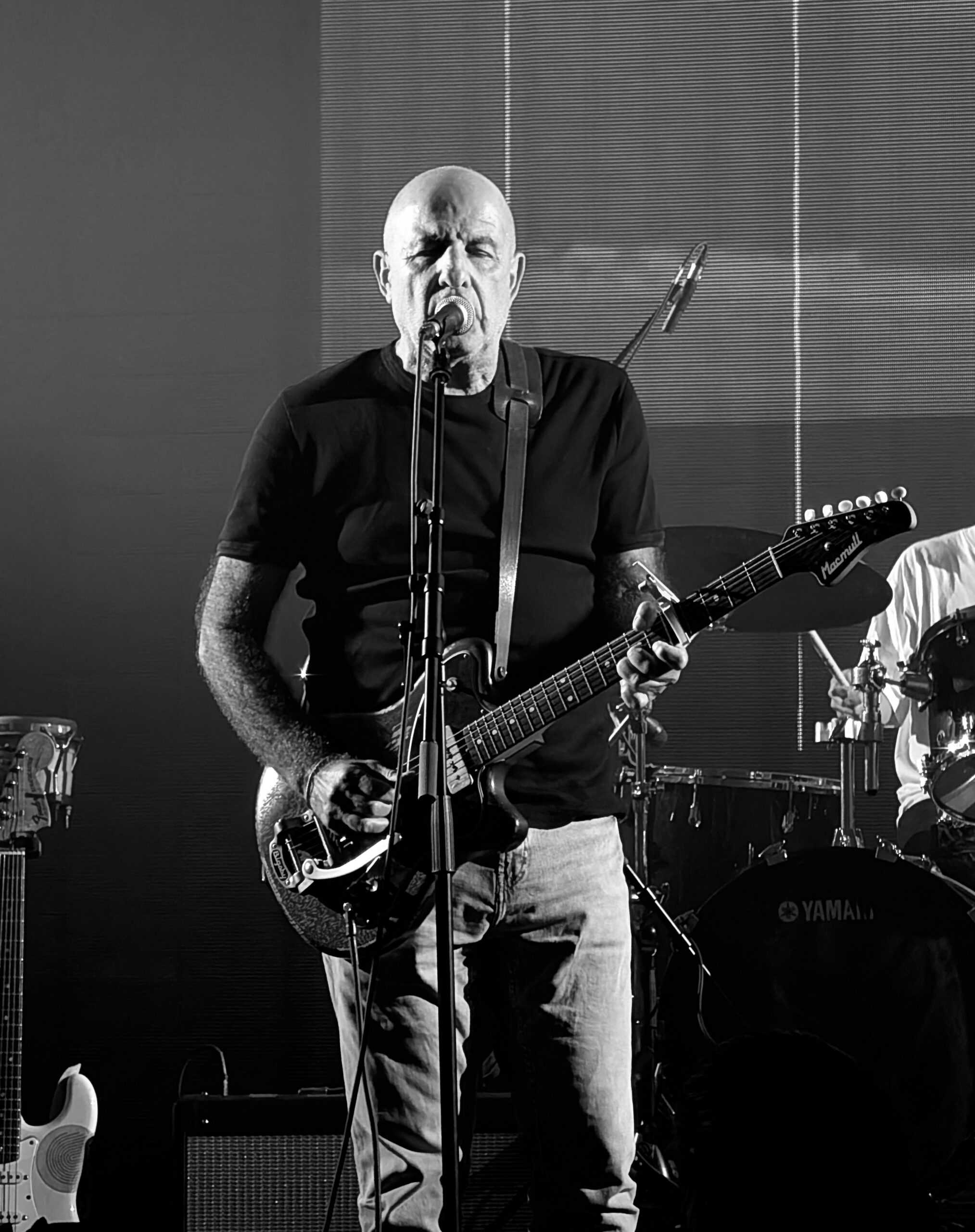 הופעה של עמיר לב בצוותא -20251118 - muzi